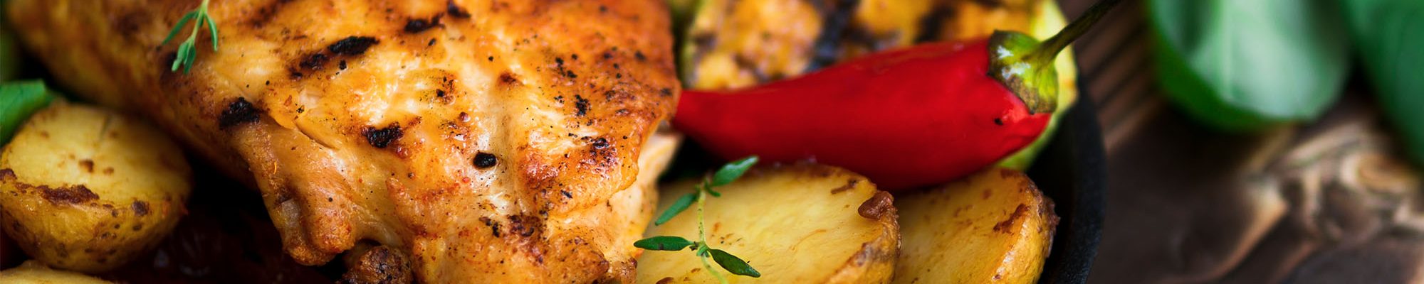 Frango Ad'oro Assado com Legumes e Ervas: Sabor e Conforto para o Inverno